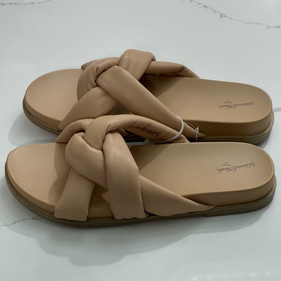 Universal Thread | Shoes | Tancosette Contoured Footbed For Added ...